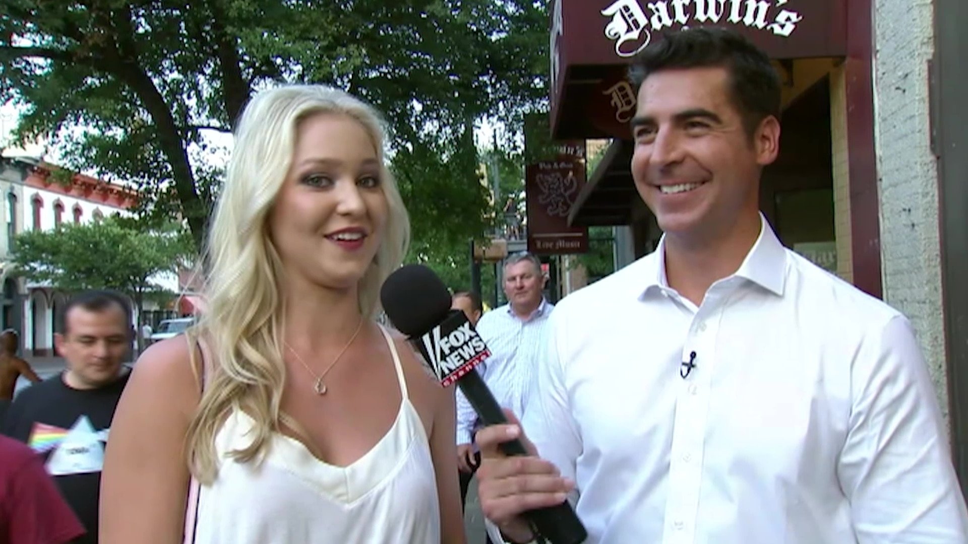 Watters' World: Season 8, Episode 1, "Scared in Austin" Watch Online ...