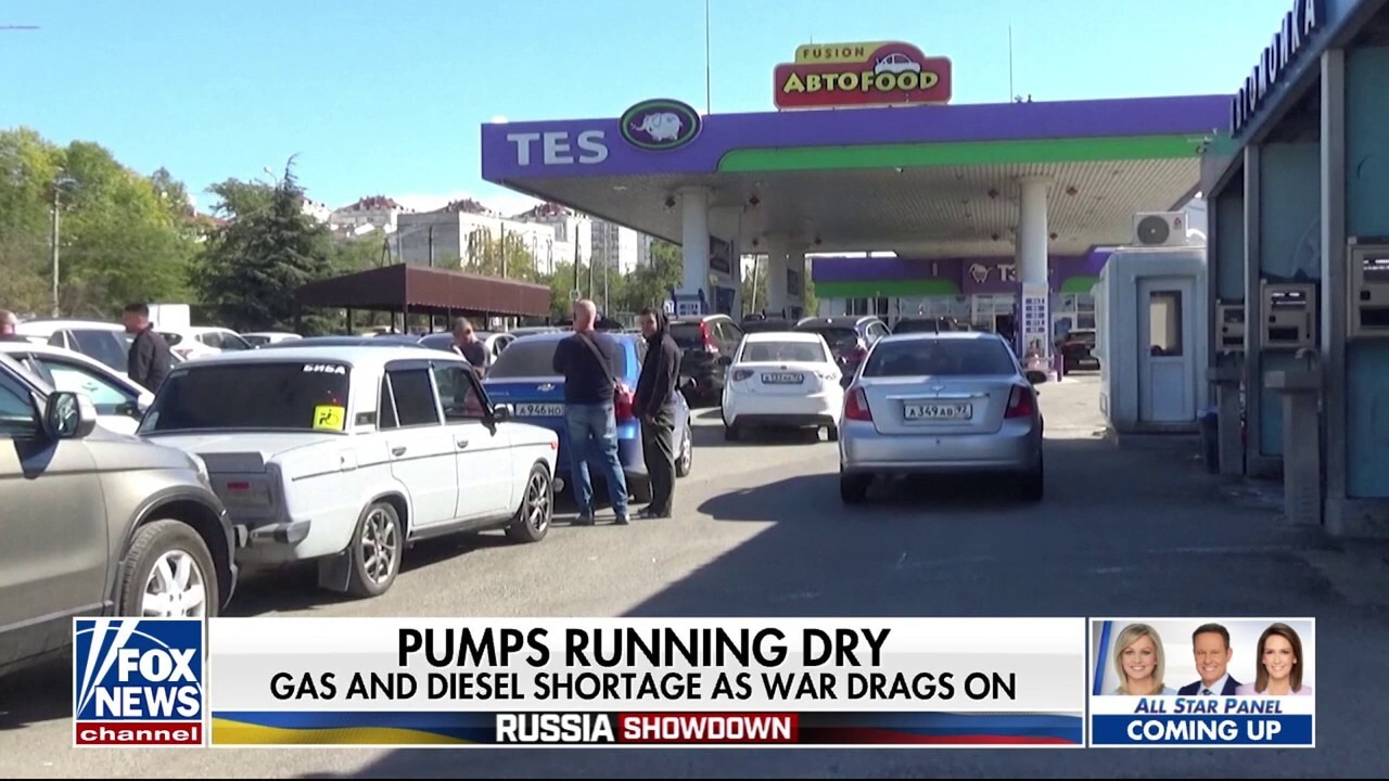Watch Russian gas stations have dry pumps as the nation faces a gas ...