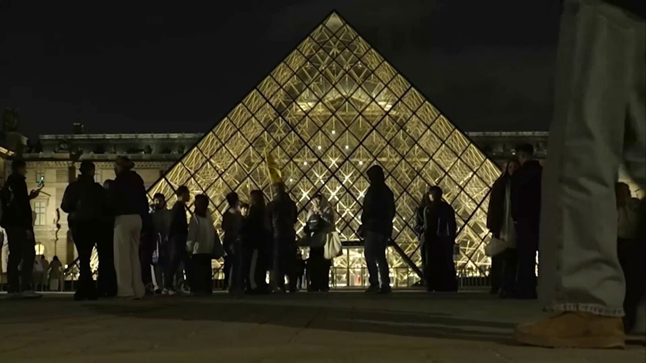 Watch Louvre heist investigation hits breakthrough after investigators ...