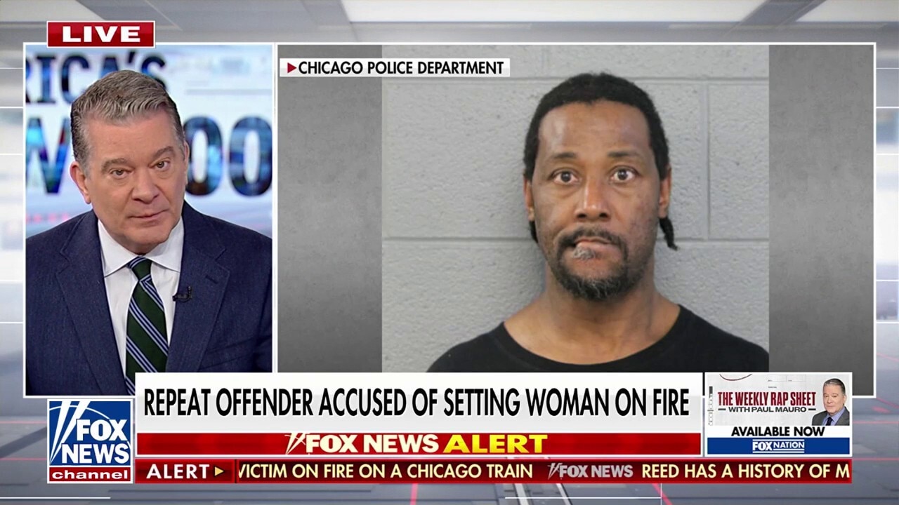 Watch Chicago train attack highlights failure of soft-on-crime policies ...