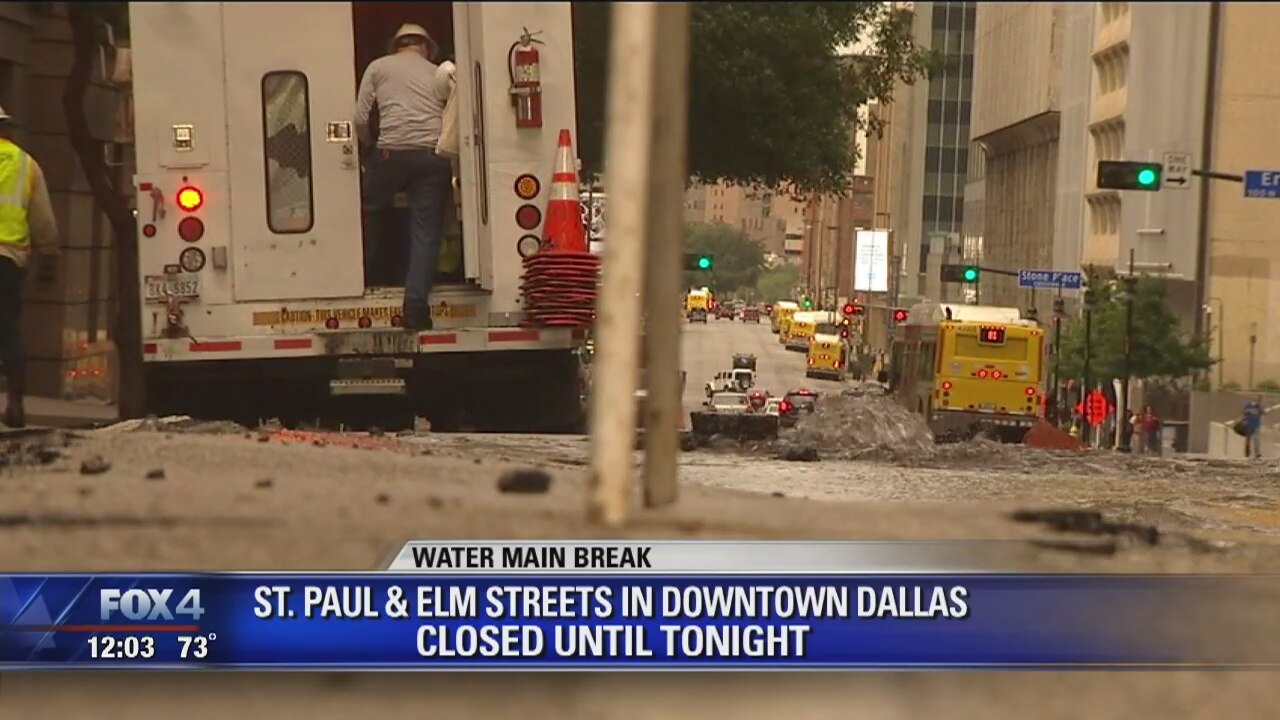 Water main breaks in Downtown Dallas | FOX 4 Dallas-Fort Worth