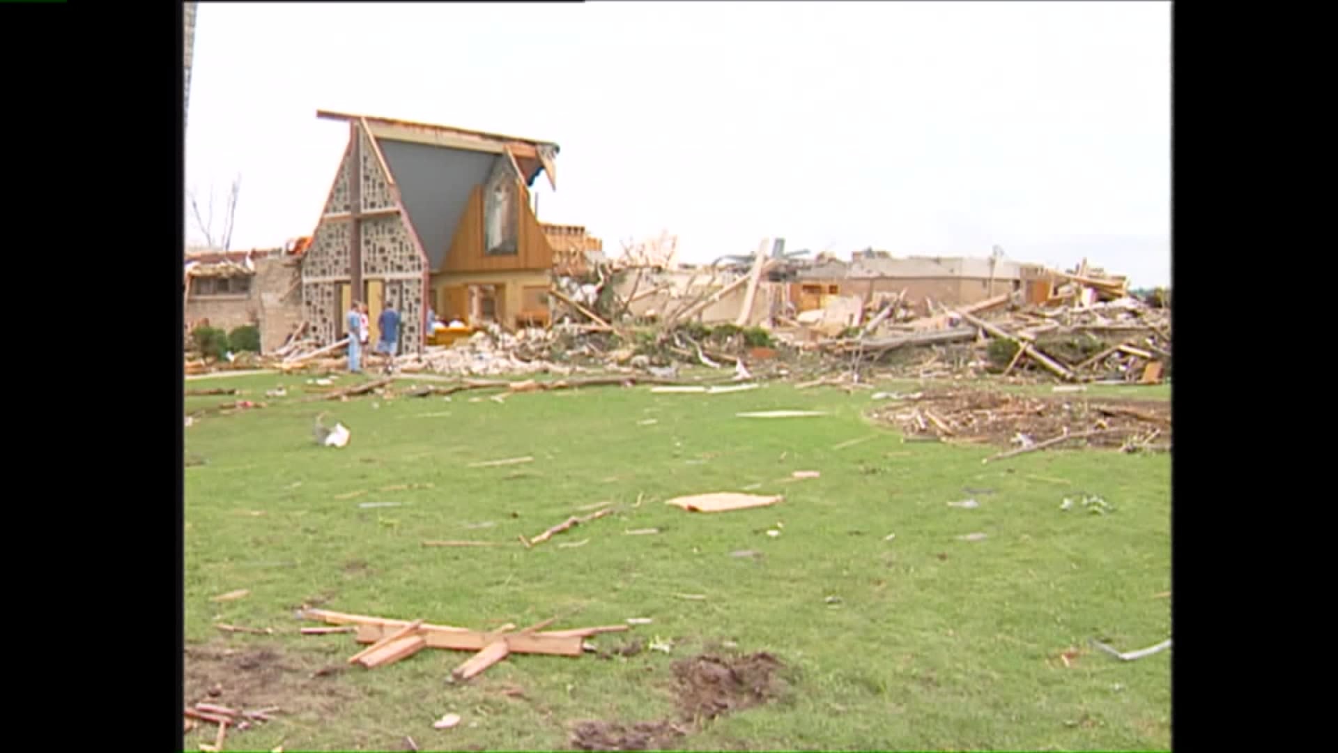 Town of Oakfield, Wisconsin recovers after tornado July 18, 1996 | FOX6 ...